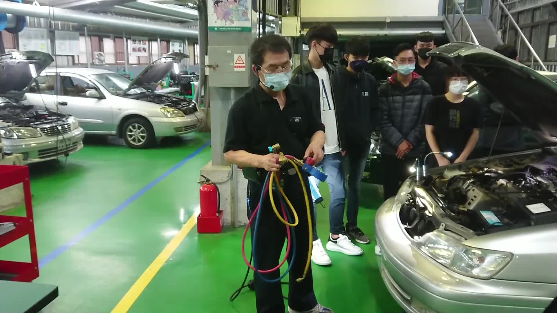 1111123(三)-1-汽車AC冷媒壓力量測-01 - 車輛元件實務 | 健行科技大學eclass易課平台